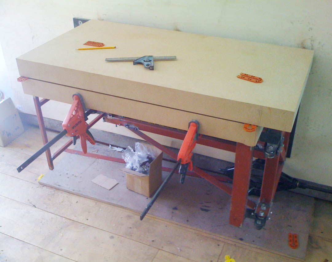 reconfigurable automated desk | meia – Moving Elements in Architecture