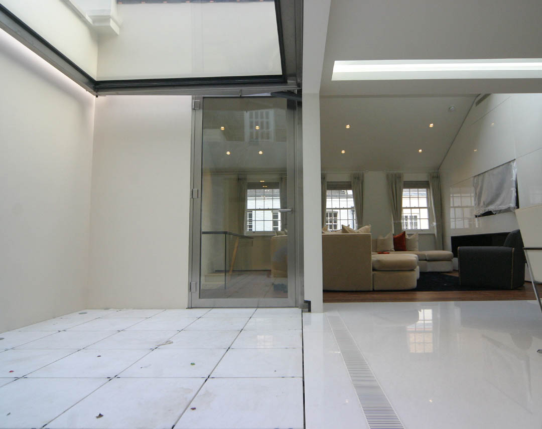 hydraulic hinged opening glass wall | meia – Moving Elements in ...